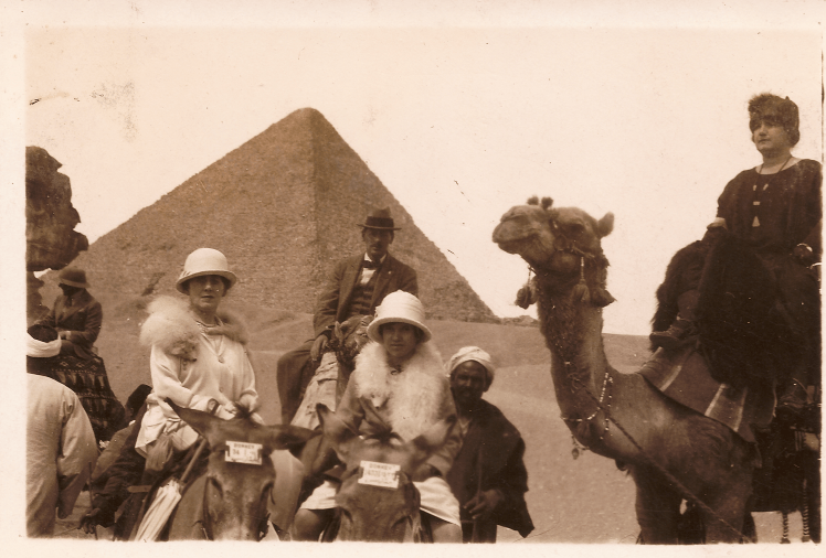 Week 3: Favourite Photo – The Sands of Time Lead to a Pyramid of Joy ...